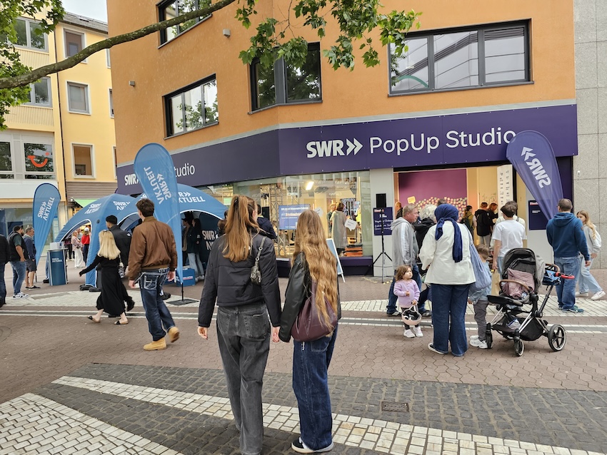 Besuch im SWR PopUp Studio Mainz: Das ändert sich bei SWR1 und SWR4 ...